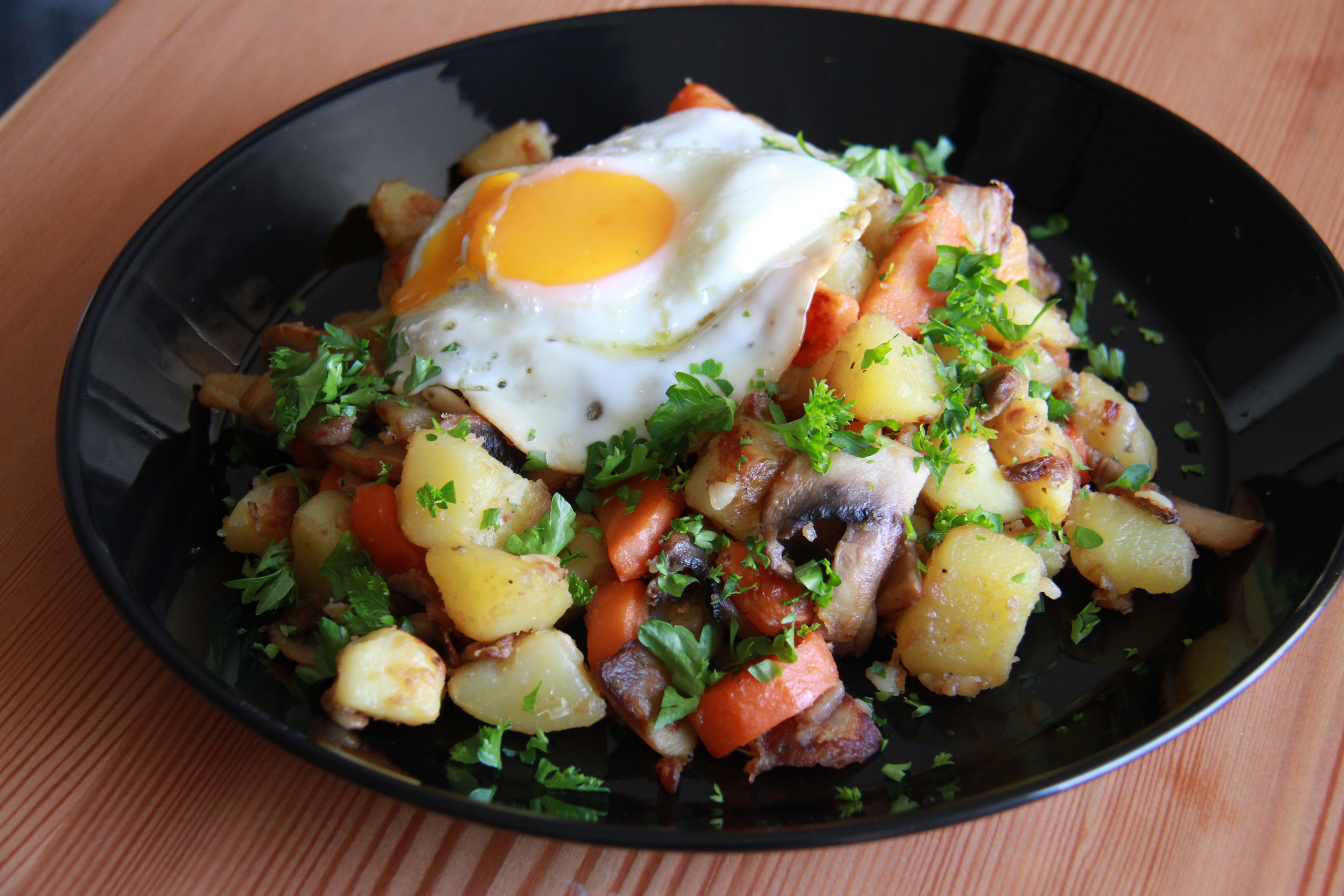 Kevennetty pyttipannu | Martat