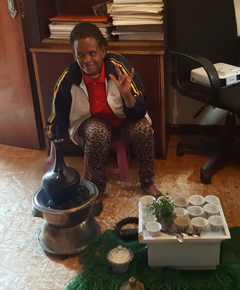 Täällä ollaan! | Martat